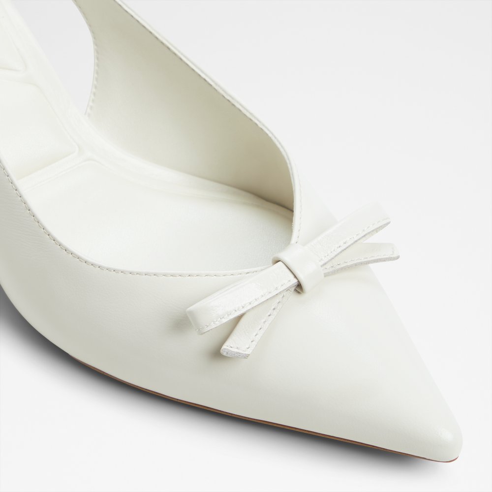 LUXURIANT - Aldo Namibia